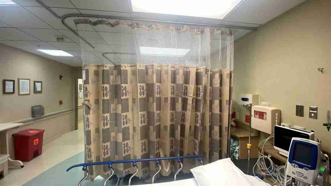 Traditional Disposable Curtains | Cube Care Disposable Curtains